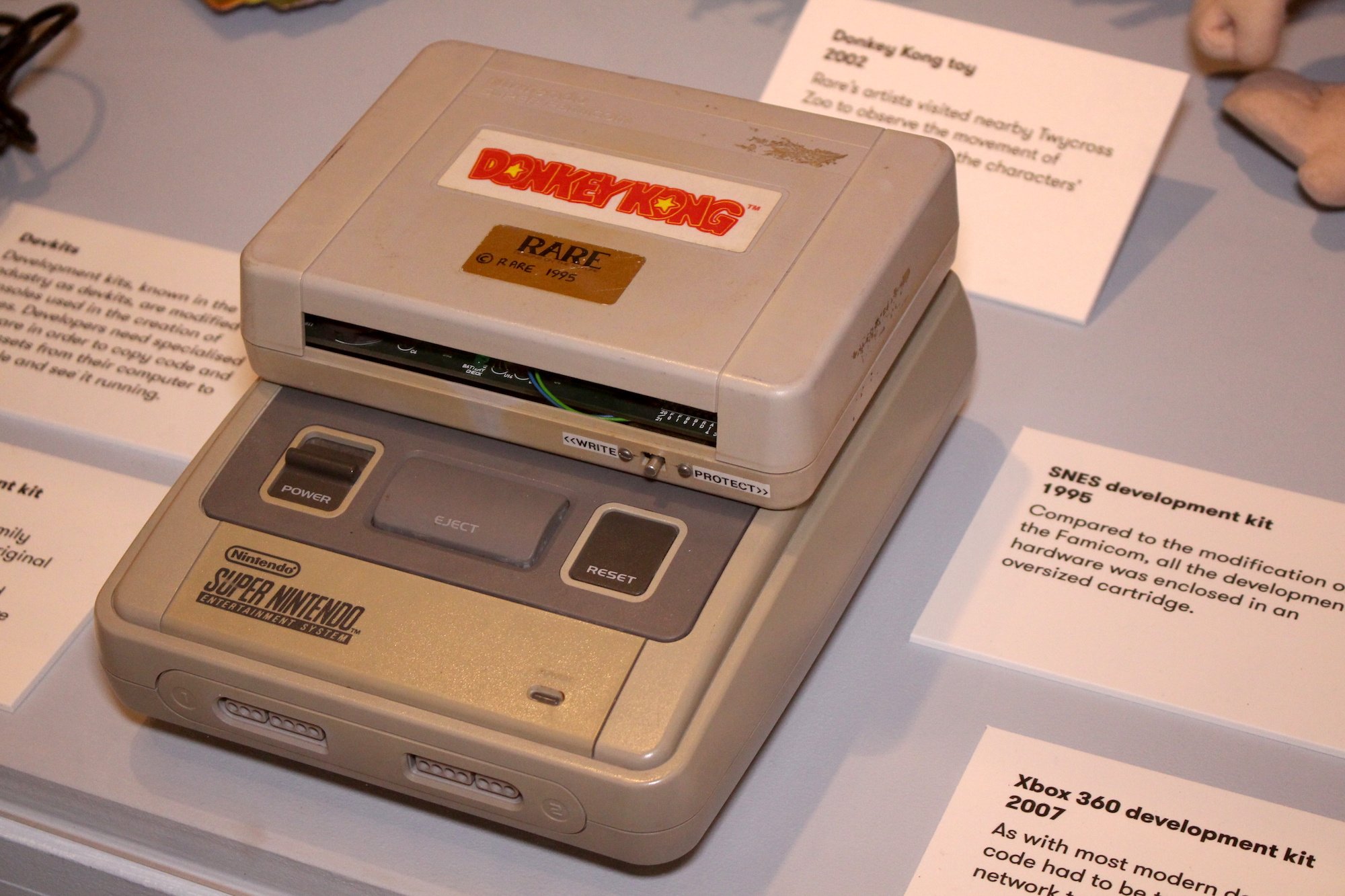 SNES (Super Famicom) Development Kit Hardware - Retro Reversing ...